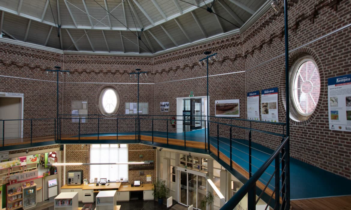 Bibliotheek - Bocholt | Aesyliften BE